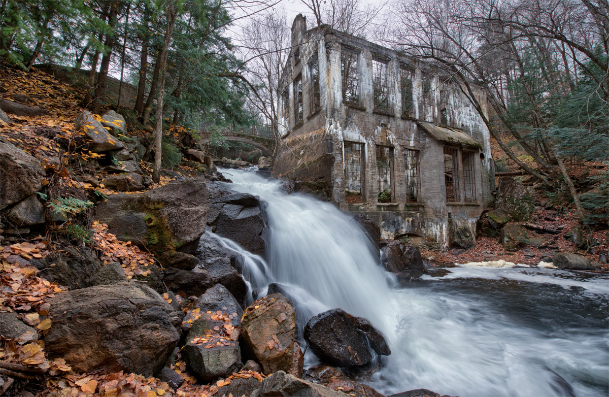 The “Carbide” Willson ruins / The “Carbide” Willson ruins